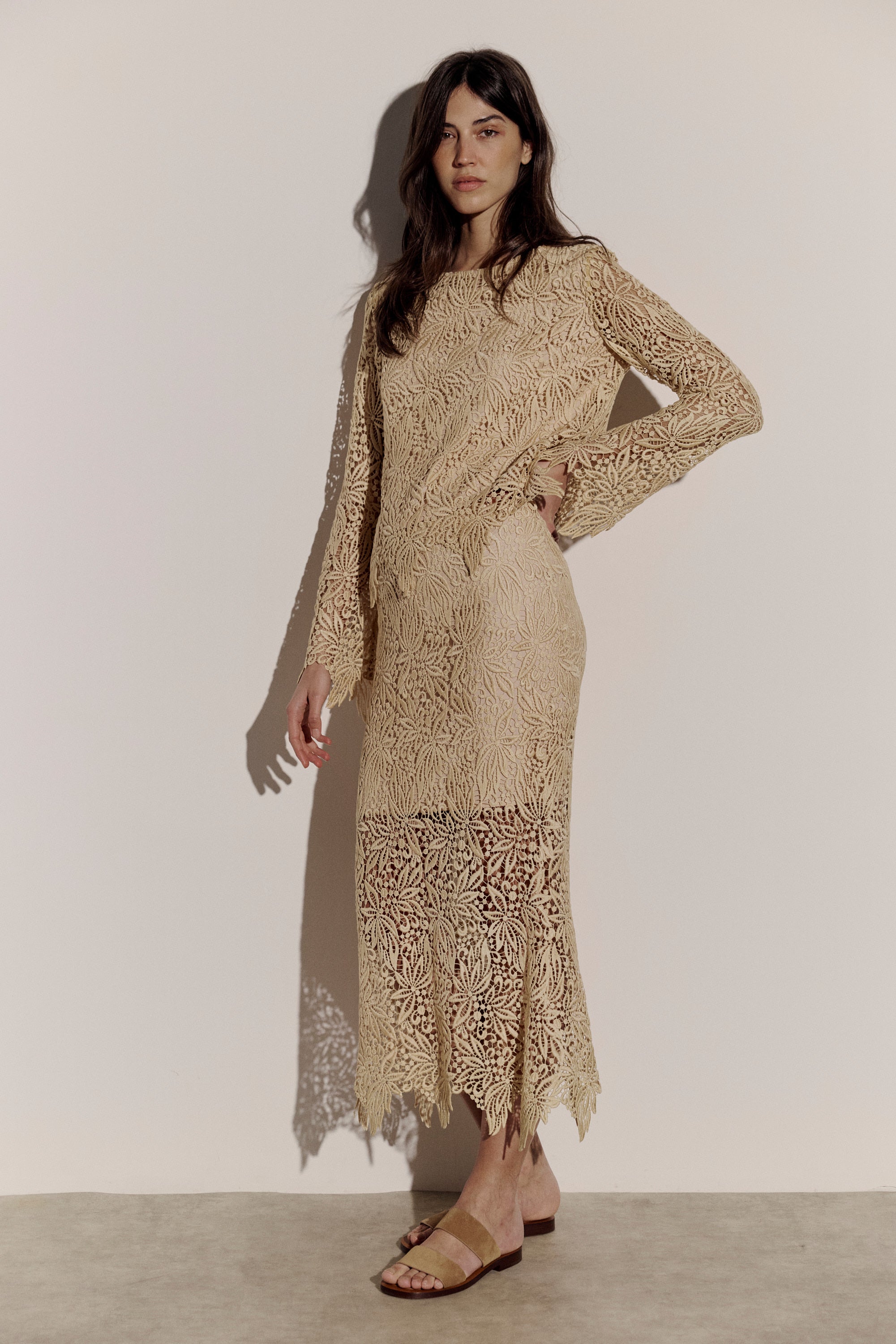 Long lace skirt – Franck Namani